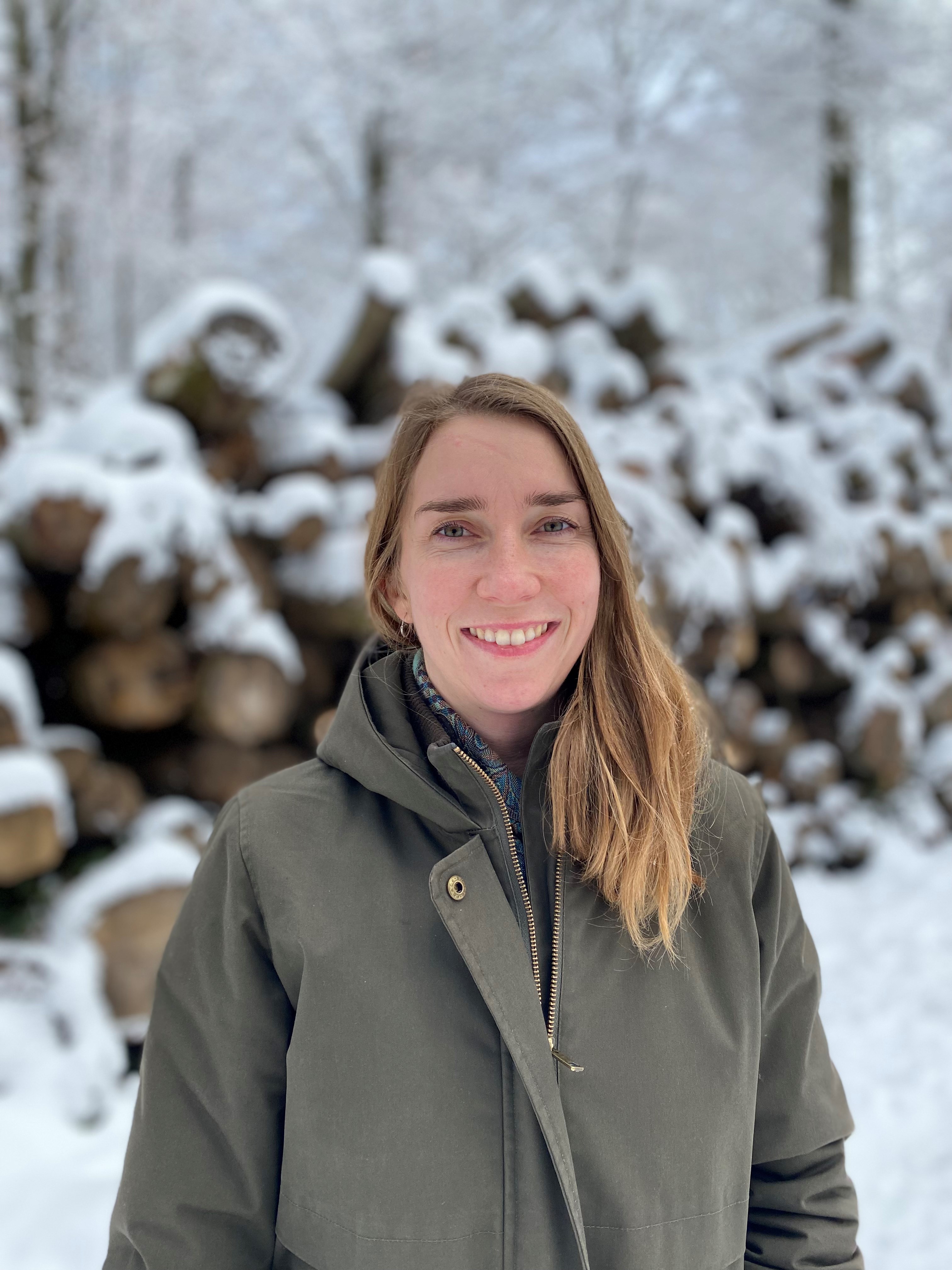 Géraldine Hildbrand: Why some plants are better able to adapt to ...